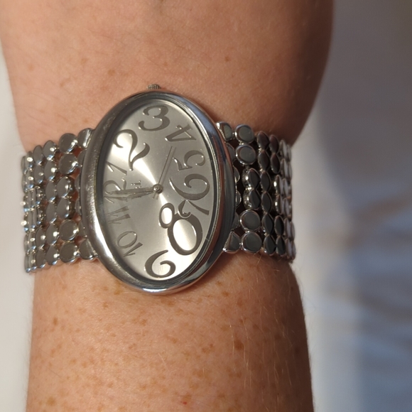 lei | Accessories | Vintage Lei Silver Tone Large Watch | Poshmark